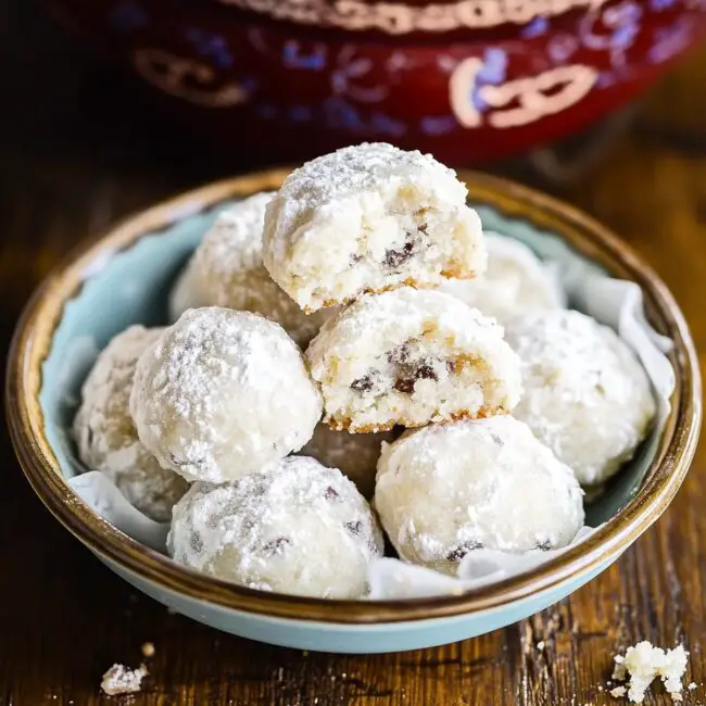 Sweet & Crumbly: The Best Buttery Russian Tea Cookies Recipe - The Pass ...