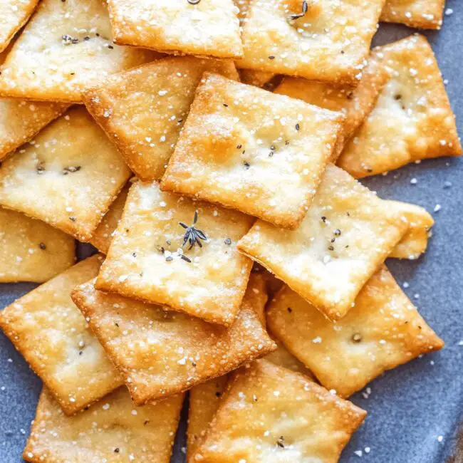 Crispy Keto Crackers Recipe Everyone Will Love - The Pass and Provisions